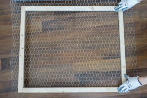 How to Attach Chicken Wire to Wood Frame | Wire Fence
