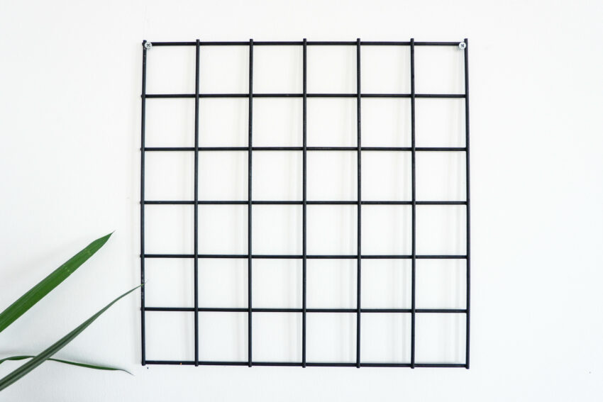 Wire Mesh Memo Board DIY (EASY STEPS) | Wire Fence