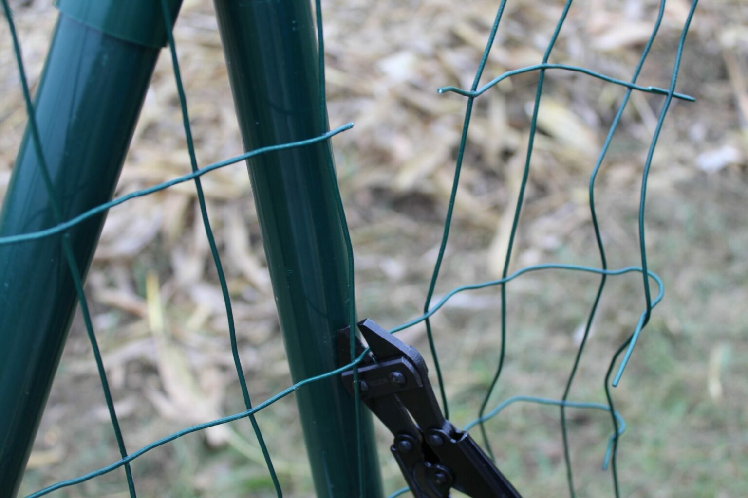 PVC Coated Wire Mesh Fence Kits. QUICK DELIVERY | Wire Fence