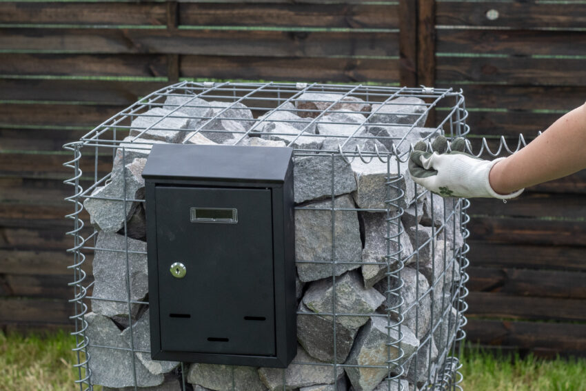 How to Make a Gabion Letterbox (WITH VIDEO) | Wire Fence