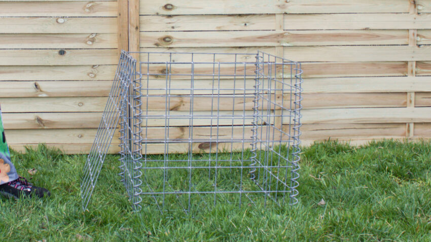 How to Make a Bug Hotel (With Video) | Wire Fence