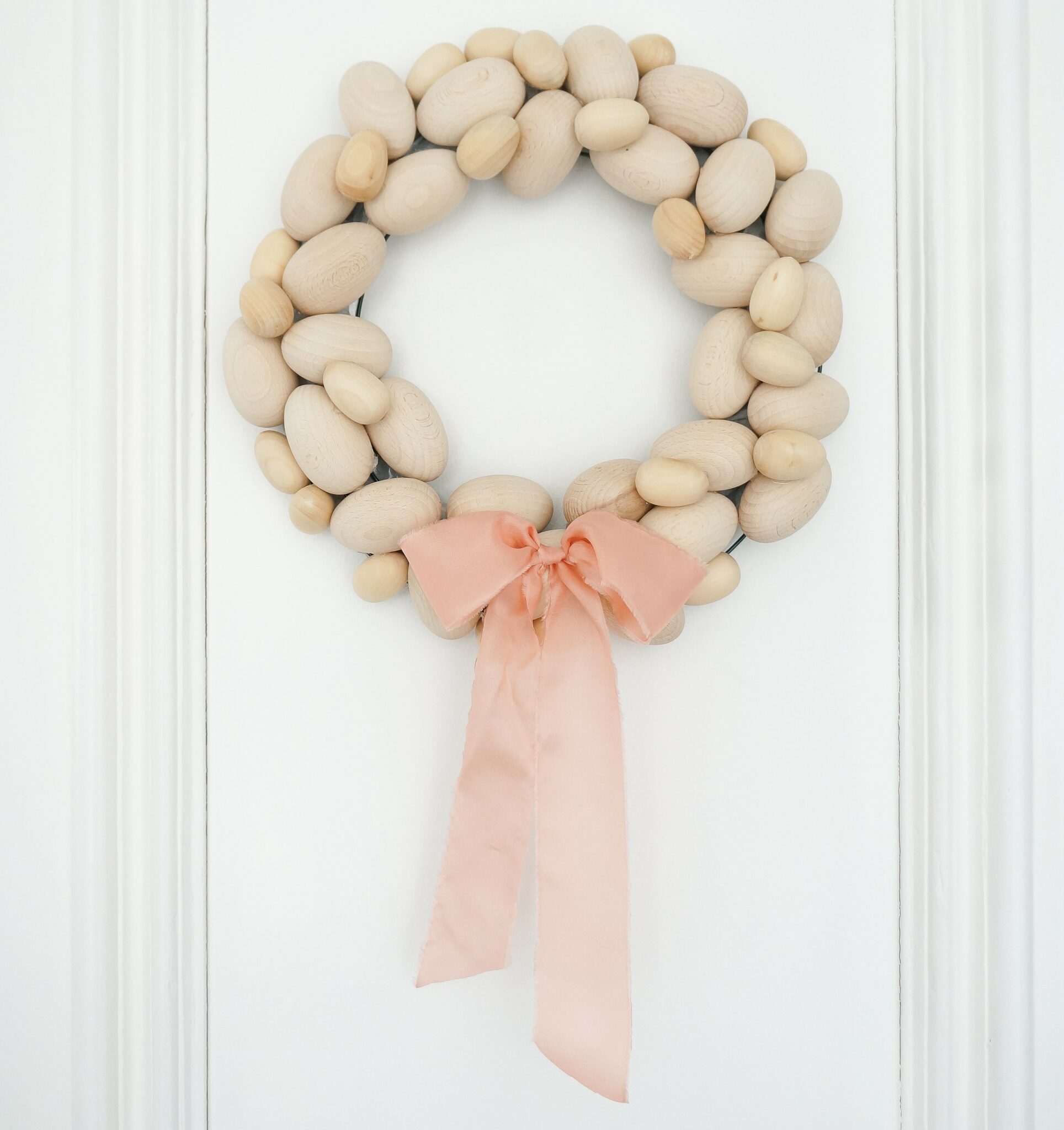 Easter Egg Wreath DIY (Step by Step) | WireFence