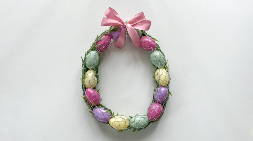 Easter Egg Wreath DIY (Step by Step) | WireFence