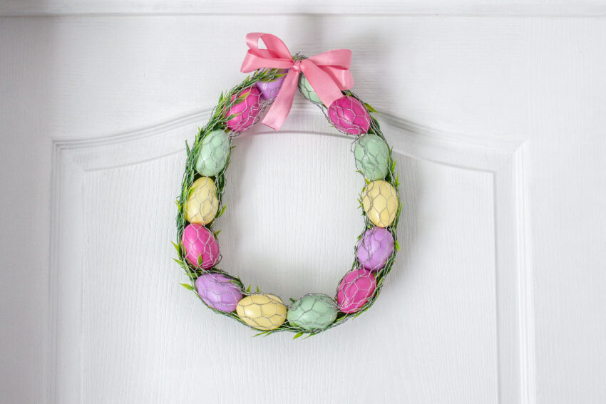 Easter Egg Wreath DIY (Step by Step) | WireFence